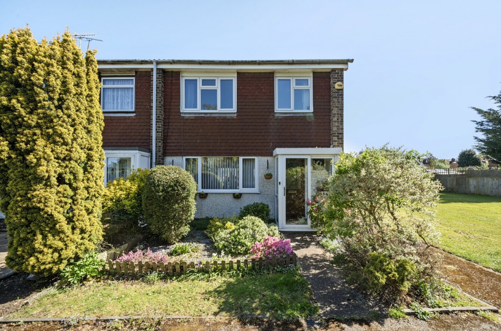 Cecil Court, High Barnet, 3 bedroom, Semi Detached House